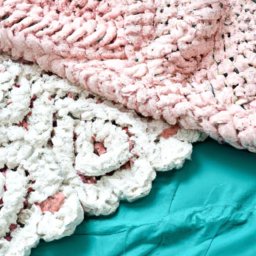 Emily Chunky Crochet Blanket Pattern - A Free Crochet Pattern – Cross ...